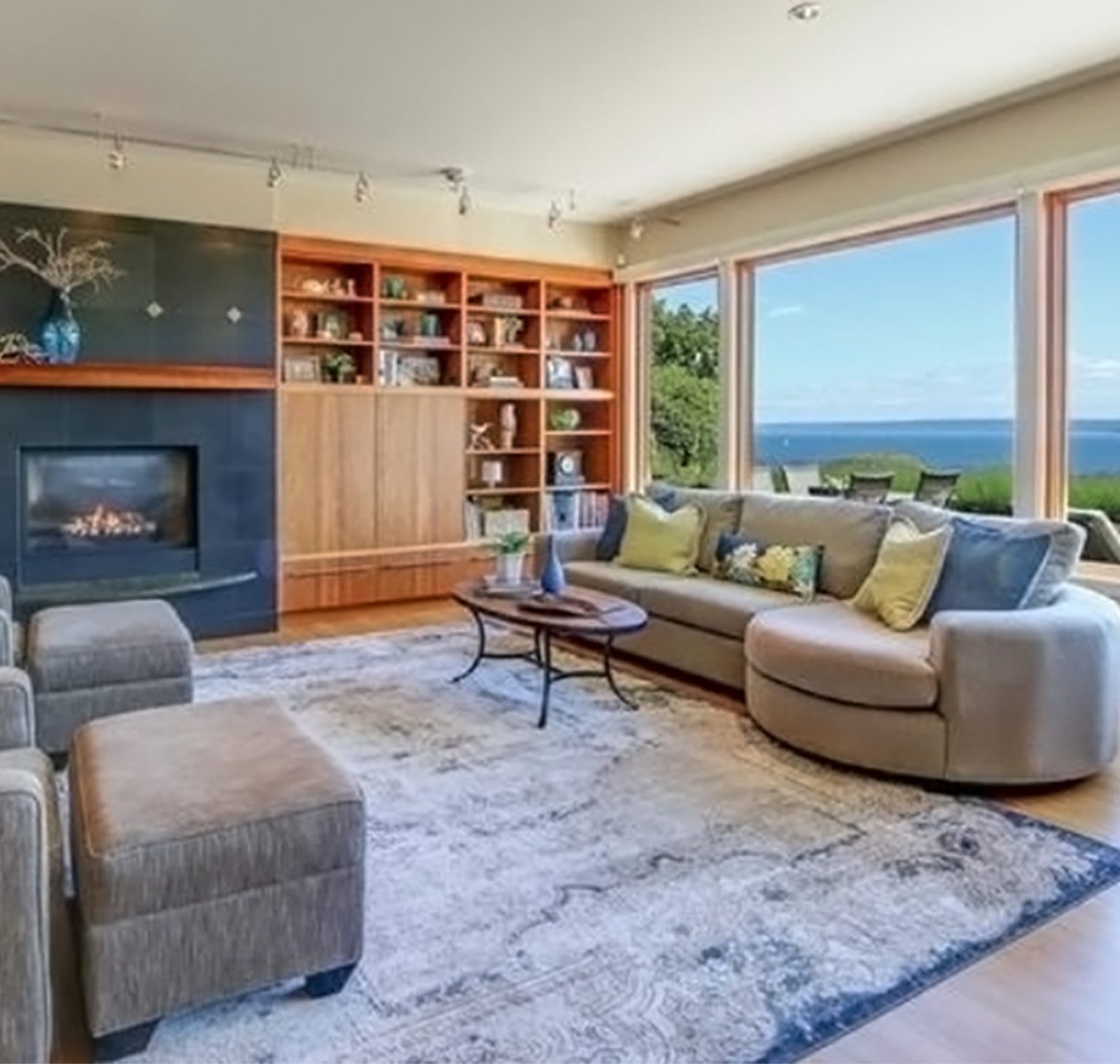 Color Sanctuary: Design Services & Showroom - Color Sanctuary